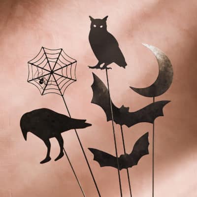 Our Guide to Moody Outdoor Halloween Decor | Yardzen