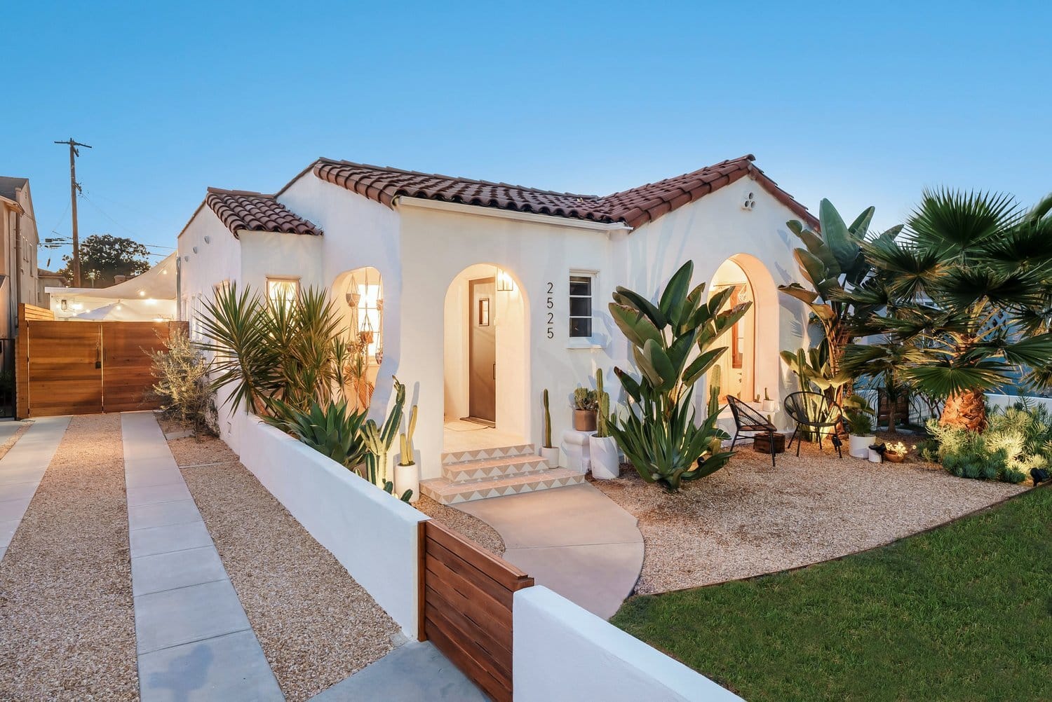 34 Front Yard Fence Ideas and Tips from Our Design Team | Yardzen