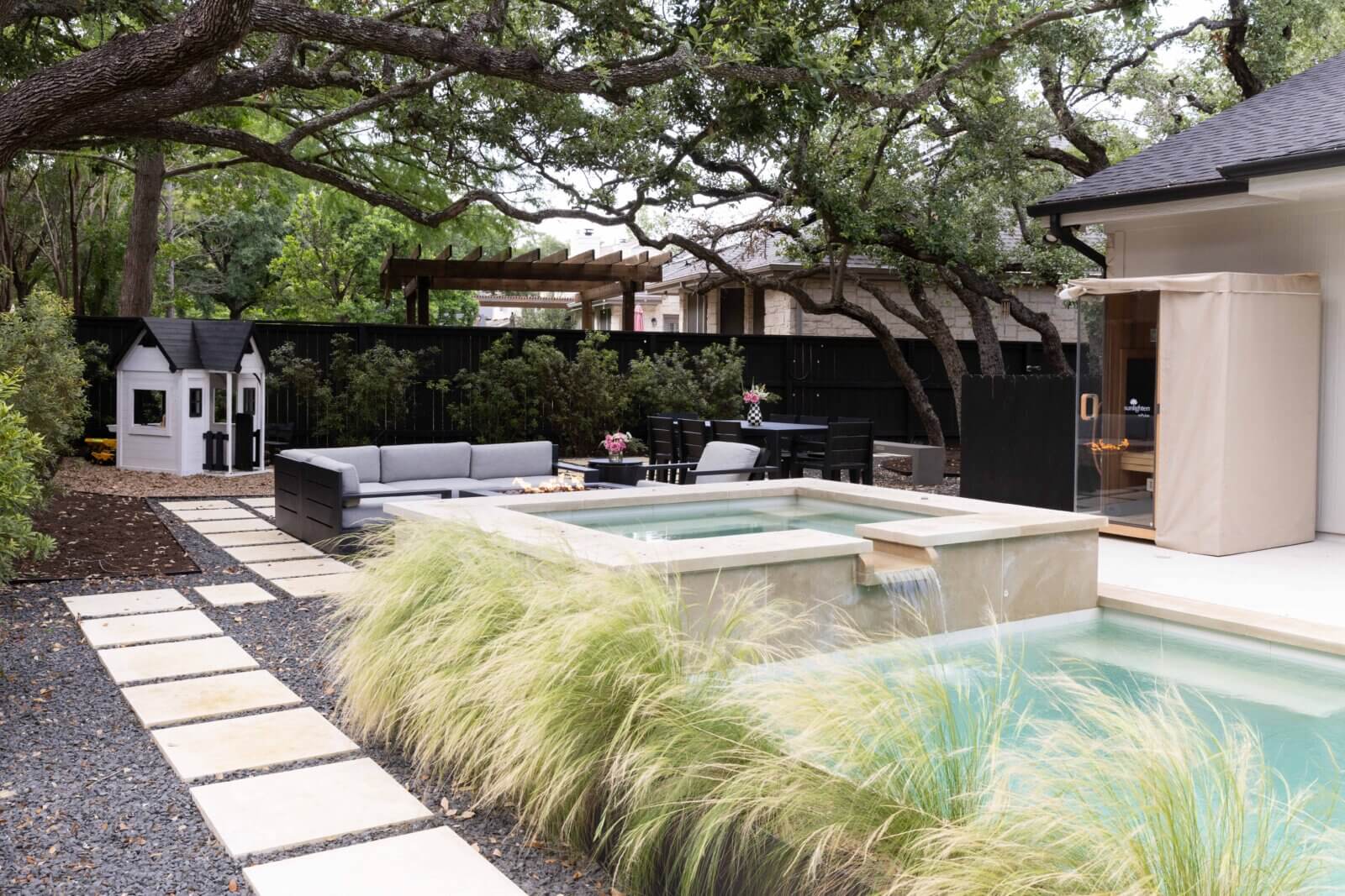 Contemporary Backyard Landscape Design in Austin, TX | Yardzen