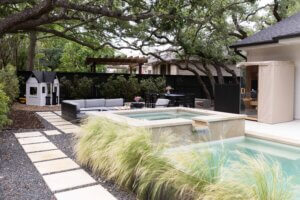 Contemporary Backyard Landscape Design in Austin, TX | Yardzen