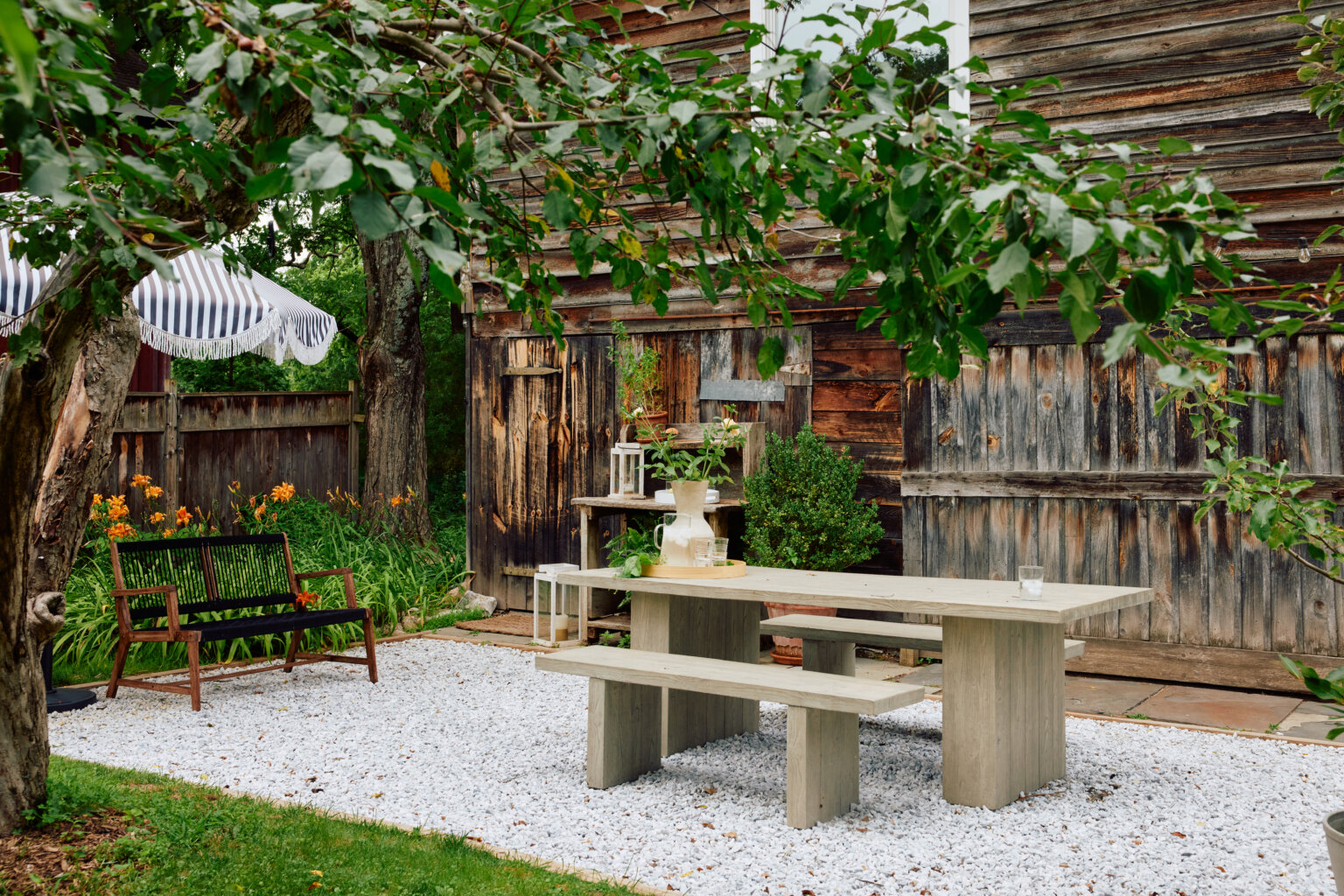 Elegant, Edible Landscaping for a 300-Year-Old Barn in Hudson Valley ...